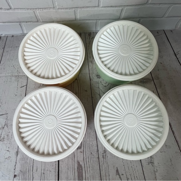 Tupperware | Kitchen | Tupperware Classic Servalier Canister Set Of 4 ...